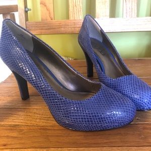 Moda Spana | Shoes | Perry Blue Moda Spanasnake Print Stiletto Heel ...